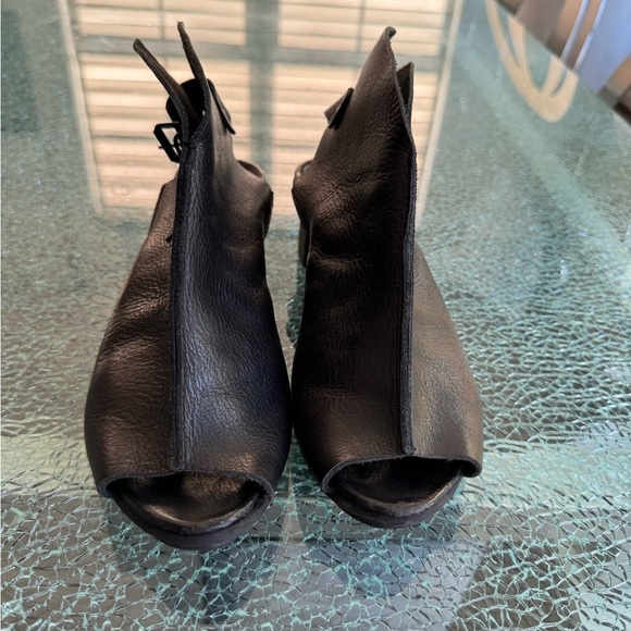 trippen | Shoes | Trippen Shoes 38 | Poshmark